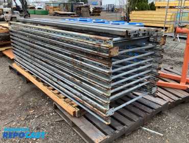 Repocast.com® | Lot of pallet racking 3' x10' 11...