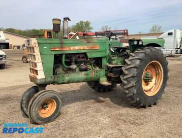 Repocast.com® | 1964 Oliver 1800 Tractor with Hydra...