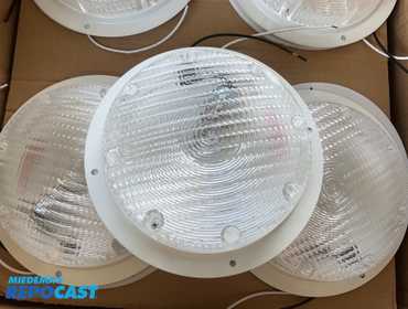 Repocast.com® | Lot of (10) 8" round RV lights. 12 volt.