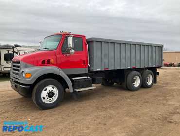 Repocast.com® | 2003 Sterling Tandem Axle Dump Truck...