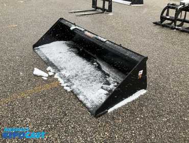 Repocast.com® | New Tomahawk 78” skid steer bucket...