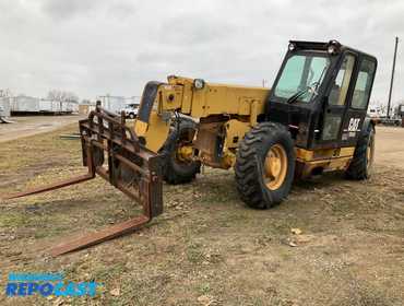 Repocast.com® | 2002 Caterpillar TH103 Telehandler