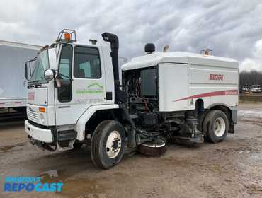 Repocast.com® | 2005 Sterling SC-8000 Elgin Whirlwind...