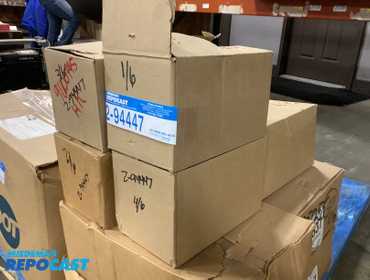 Repocast.com® | Lot of (6) boxes of washers and nuts.