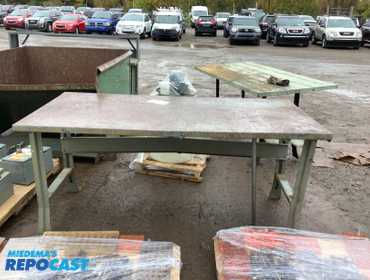 Repocast.com® | Lot of (1) Metal Work Table (Frame...