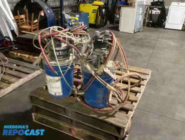 Repocast.com® | Set of 2 Triton 308 Air Paint Sprayers...