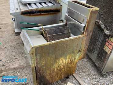 Repocast.com® | Pitco Frialator Fryer Unknown model