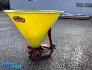 Repocast.com® | Agrex 3 point fertilizer spreader