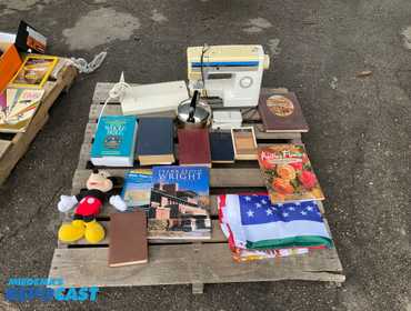 Repocast.com® | Skid lot of miscellaneous items...