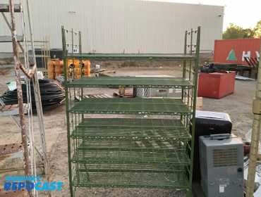 Repocast.com® | Lot of (1) green metal rack with 6...