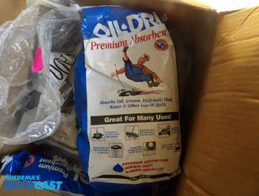 Repocast.com® | Lot of (6) Oil-Dri Loose Absorbent...