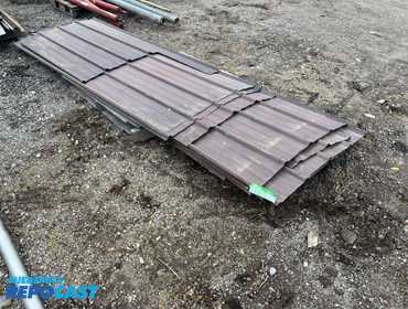 Repocast.com® | LOT OF APPROXIMATELY 15 PIECES OF...