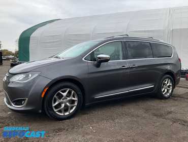 Repocast.com® | 2019 Chrysler Pacifica Limited FWD Van