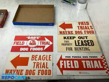 Repocast.com® | Vintage collectible hunting dog field...