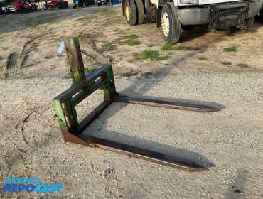 Repocast.com® | 3-Point Fork Attachment, approx. 57”...