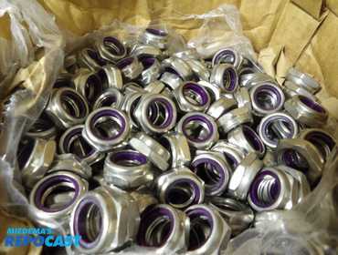 Repocast.com® | Lot of (1800) Slotted hex washer head...