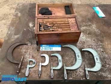 Repocast.com® | Wooden Box of various size micrometers...