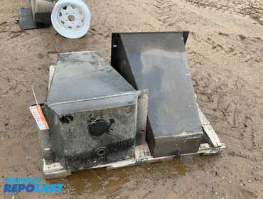 Repocast.com® | (2) Steel Hydraulic Tanks for wet kits...