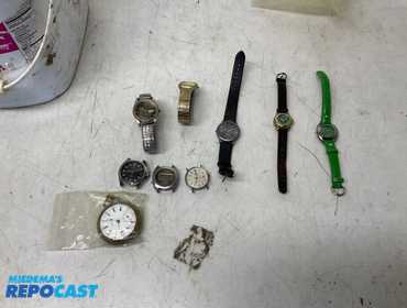 Repocast.com® | Lot of multiple watches in various...