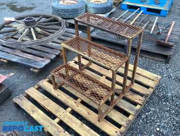 Repocast.com® | Portable metal staircase made of...