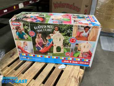 Repocast.com® | Lot of (1) Little Tikes Play Set ...