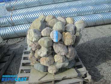 Repocast.com® | 1 basket of 8'' to 18'' rocks,...