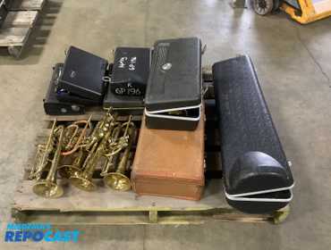 Repocast.com® | Skid lot of musical instruments....