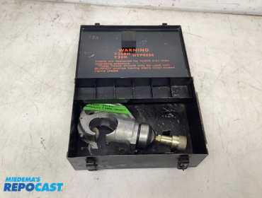 Repocast.com® | Burndy Y35BH Hydraulic C-Head Crimper