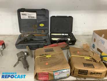 Repocast.com® | Skid lot of (5) 1 Senco finish nailer ...