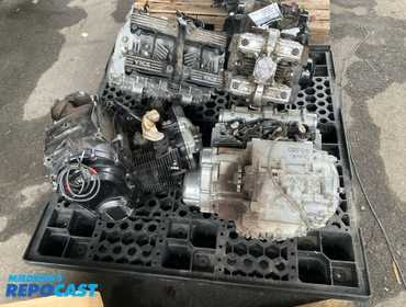 Repocast.com® | Lot of (4) assorted motorcycle engines...