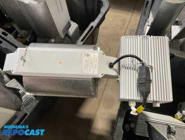 Repocast.com® | (15) Intertek 1000-watt Grow Lights