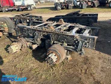 Repocast.com® | Volvo Rear Tandem Frame Cutoff with...