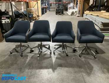 Repocast.com® | Lot of (4) Blue Cushioned rolling...
