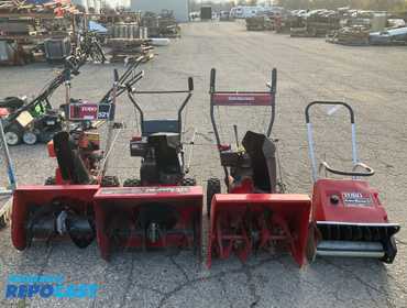 Repocast.com® | Lot of (4) snowblowers: (1) Toro...