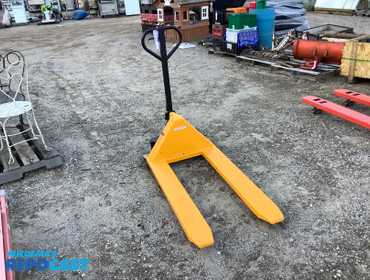 Repocast.com® | Joined 2200 lb capacity pallet jack