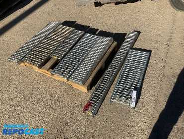 Repocast.com® | (7) Pieces of Metal Catwalk / Step...