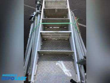 Repocast.com® | Lot of (1) pair of aluminum risers