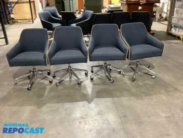 Repocast.com® | Lot of (4) Blue Cushioned rolling...
