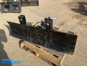 Repocast.com® | John Deere Model 366 66" Front Blade...