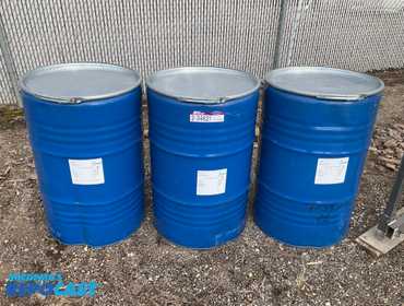 Repocast.com® | (3) 55 gallon used blue steel barrels...