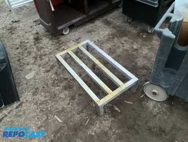 Repocast.com® | 20 x 35-1/2 Dunnage rack.