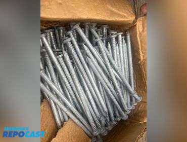 Repocast.com® | VERY HEAVY BOX OF 8" GALVANIZED SPIKES