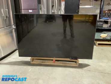 Repocast.com® | Lot of (1) Vizio V705-J03 70" Class V...