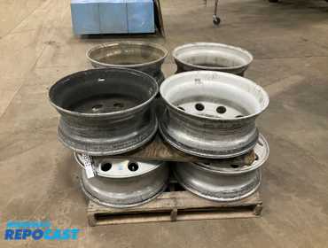 Repocast.com® | Lot of (8) misc aluminum 22.5 semi...