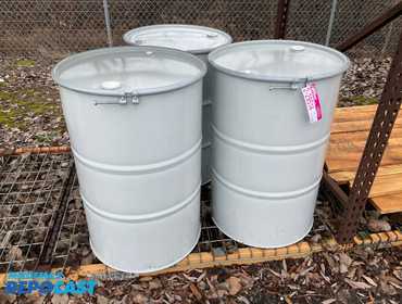 Repocast.com® | (3) 55 gallon used white steel barrels...