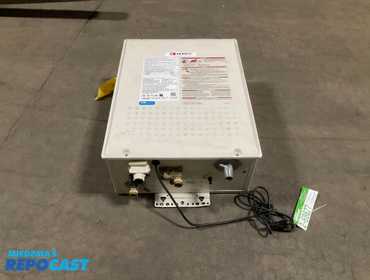 Repocast.com® | Lot of (1) Noritz NRC111DV Direct Vent...