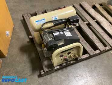 Repocast.com® | Lot of (1) Ingersoll Rand Compressor...