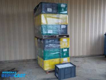 Repocast.com® | Lot of (30) plastic production totes,...
