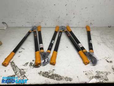 Repocast.com® | Lot of (4) Fiskars #391390 long handle...