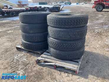 Repocast.com® | Lot of (8) recap 275/80R22.5 semi...